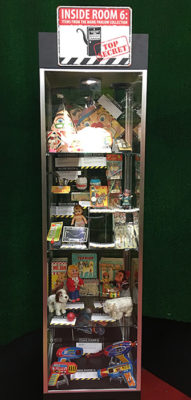 Rubber Chicken Museum : Archie McPhee Seattle Store | Toys, Gifts and ...